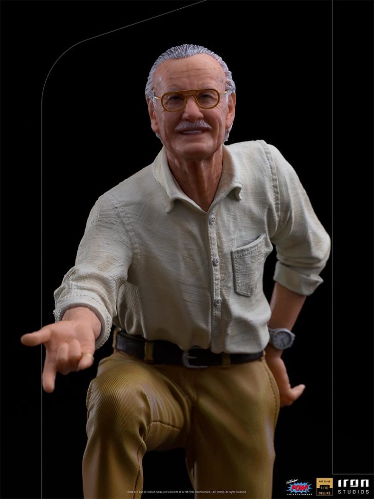Stan Lee Deluxe Art Scale 1/10 By Iron Studios - Figuristi Store