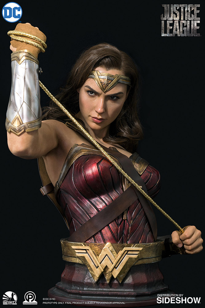 Wonder Woman Life-Size Bust by Infinity Studio X Penguin Toys LIMITED ...