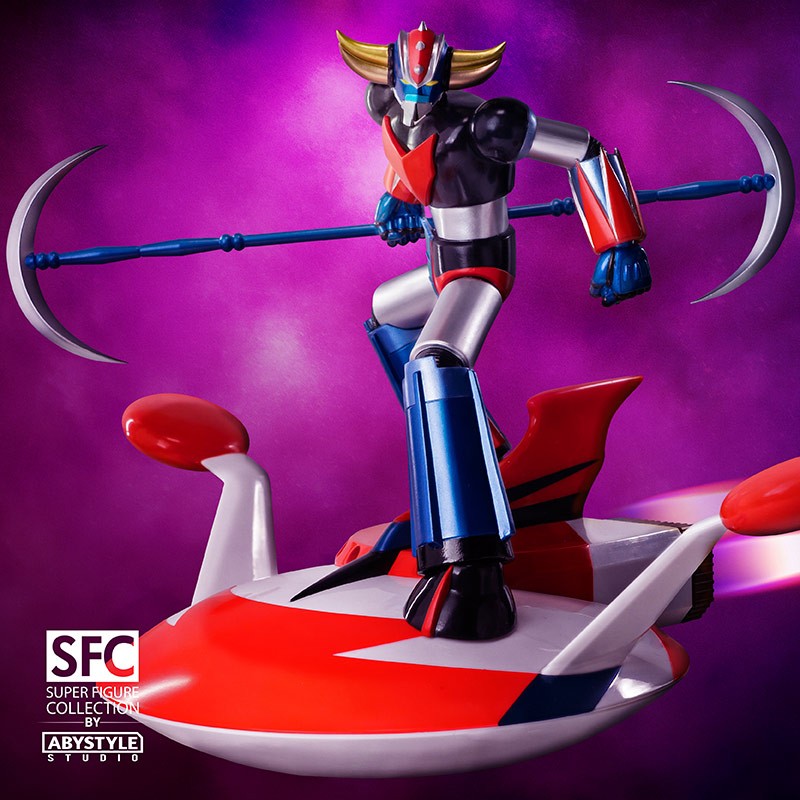 GRENDIZER Figurine Grendizer The incredible Goldorak figurine by ...