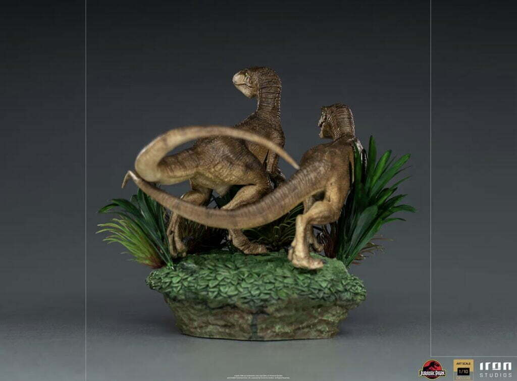 Just The Two Raptors Deluxe1:10 Scale Statue by Iron StudiosJurassic ...