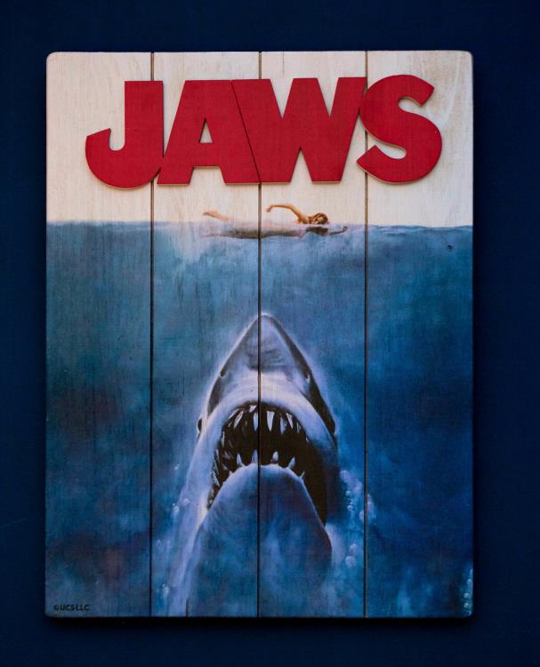 Jaws 1975 Woodarts 3D Wall Hanging BY DOCTOR COLLECTOR - Figuristi Store