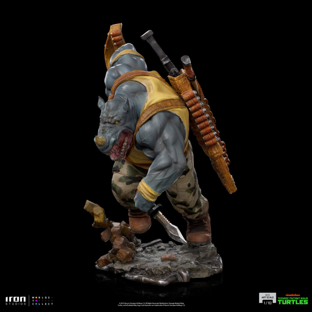 Rocksteady TMNT 1/10 Art Scale Statue By Iron Studios - Figuristi Store