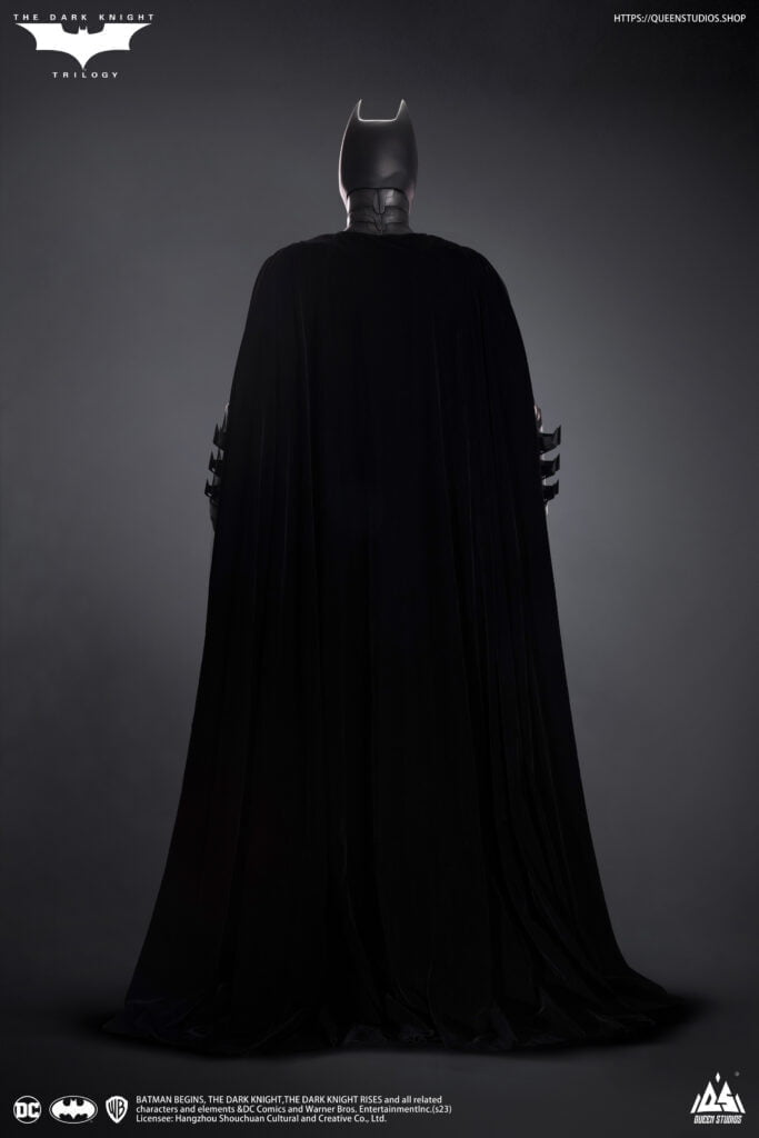 Queen Studios – Christian Bale 1/1 Bust + TDK Batman 1/1 Statue ...