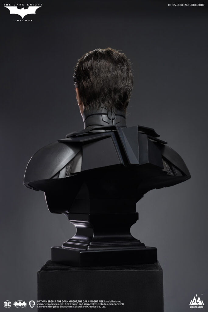 Queen Studios – Christian Bale 1/1 Bust + TDK Batman 1/1 Statue ...