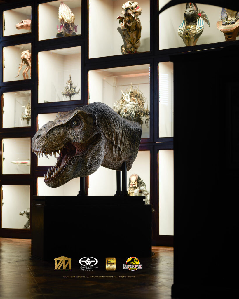 ELITE CREATURE COLLECTIBLE PRESENTS: Tyrannosaurus rex Half-Scale Head ...